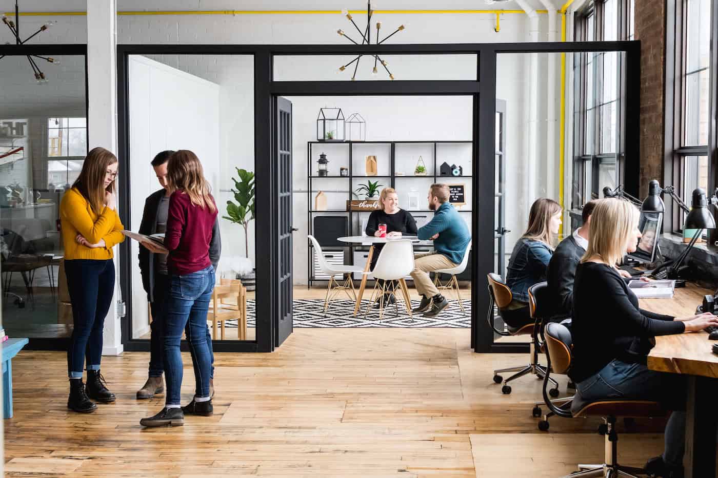 5 Reasons Small Biz Should Hire A Marketing Agency - Brand Ambition